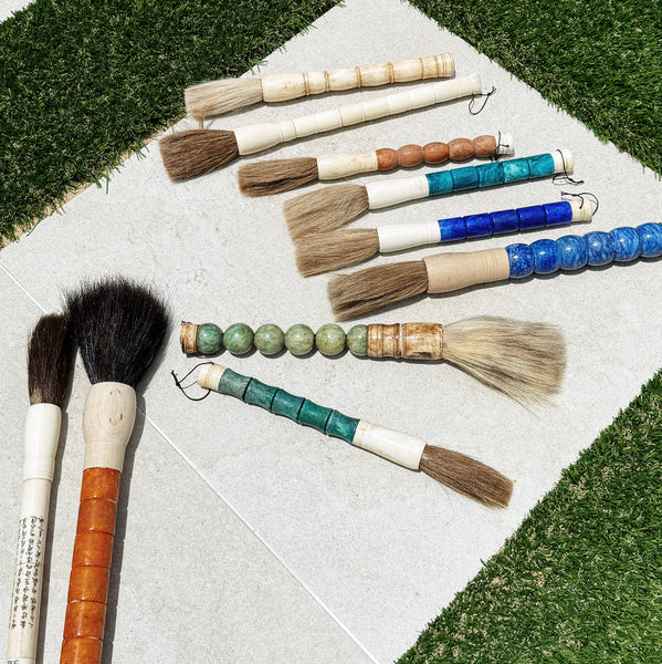 Caligraphy brushes - 33cm – INTERIOR COLLECTIONS